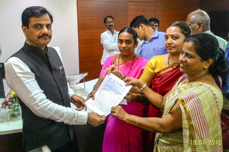 Shani Shingnapur issue : Hindu women activists submit appeal to ...